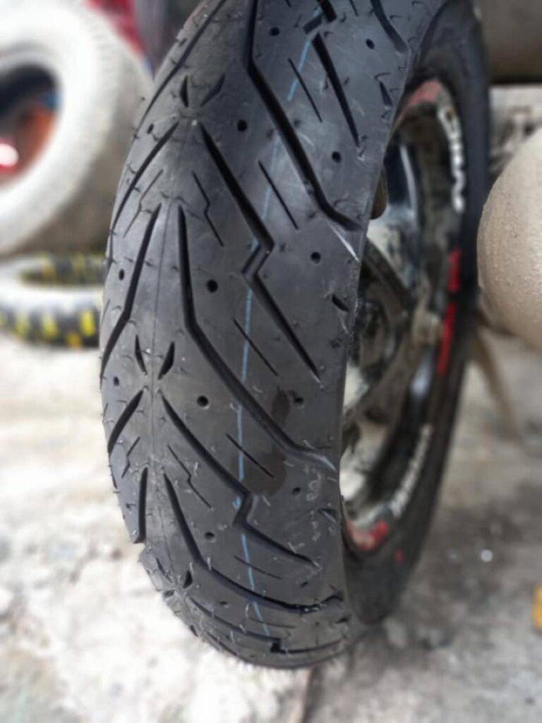 Vỏ Pirelli Angel Scooter 100/90-10 TL 56J